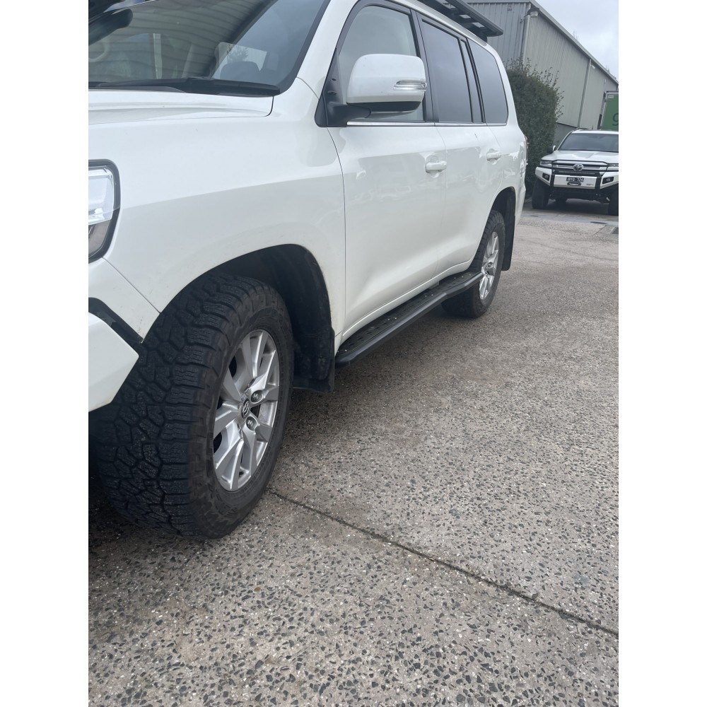 Raslarr Rock Sliders (Toyota Landcruiser 200 Series)